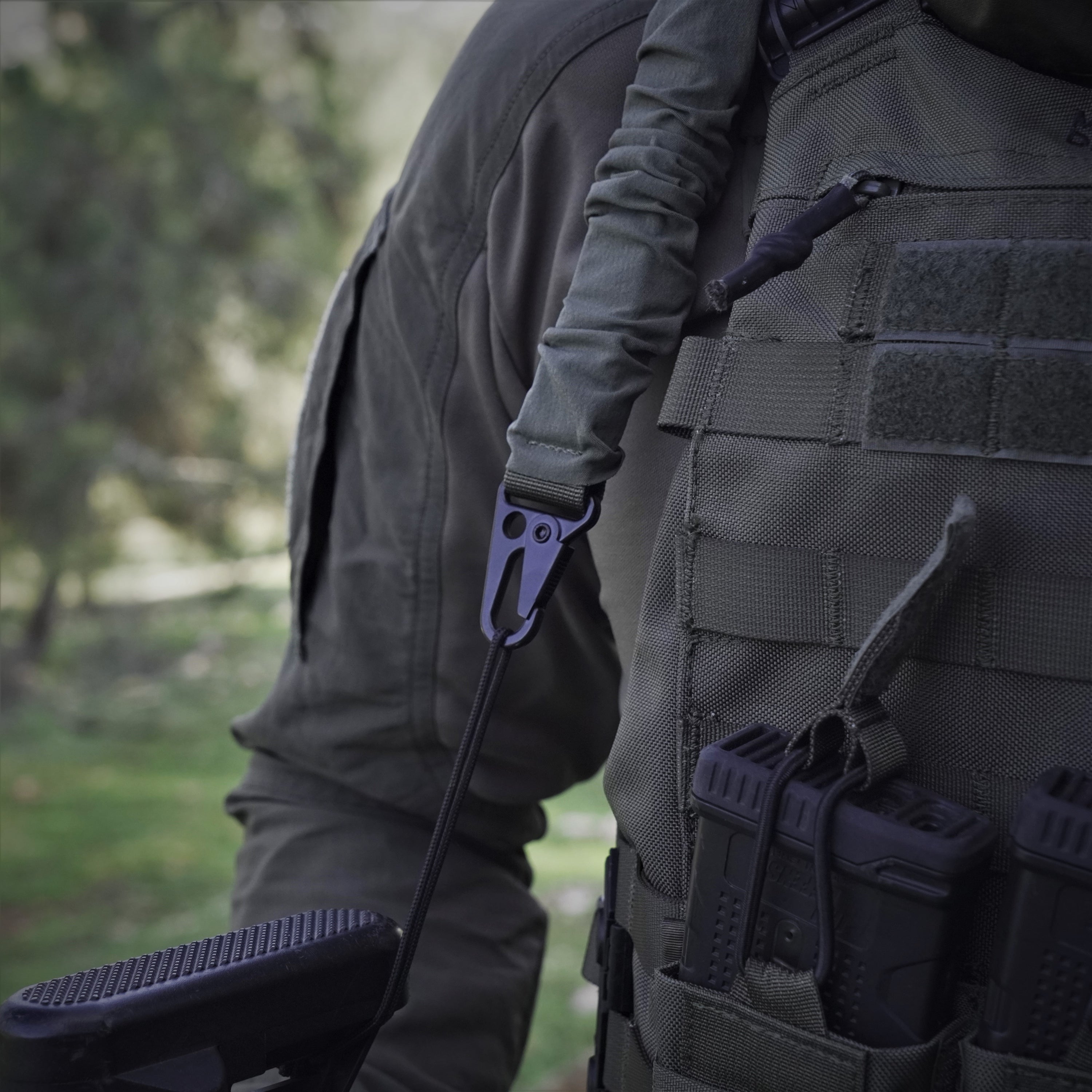 Shoulder link sling